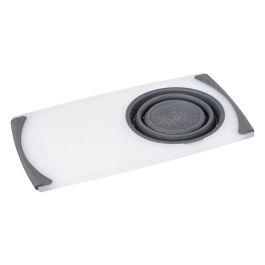 Cutting board with retractable sieve